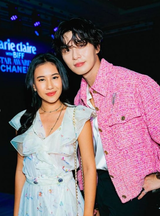 Potret Shenina Cinnamon Foto Bareng Park Seo Jun di BIFF 2024 Bikin Iri Netizen